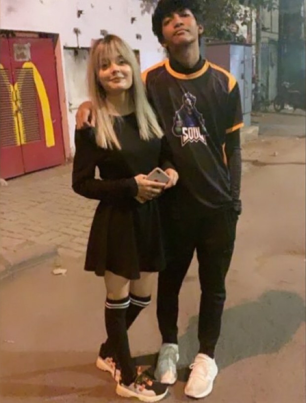Clutchgod BGMI ID: Age + Real Name + GF + Hometown + Sensitivity